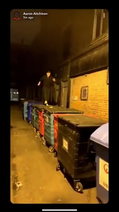 5st, pararece o pateta rindo - Meme by Ayano_0 :) Memedroid