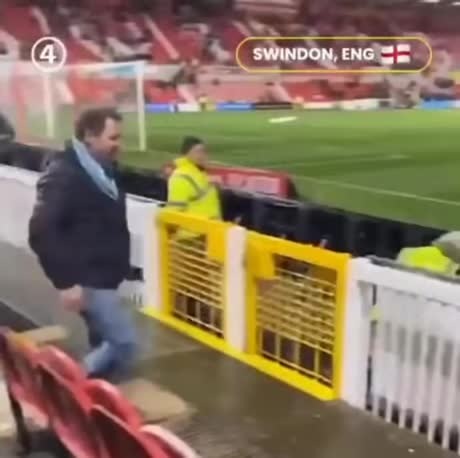 Press - Meme by LindsYoung :) Memedroid