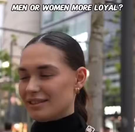 Who is more loyal? - Meme by OVERKILL_BA :) Memedroid