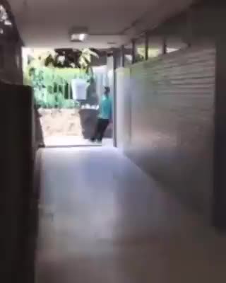 Yendo a mi clase de topografía y geología - Meme subido por PLVS_VLTRA ...