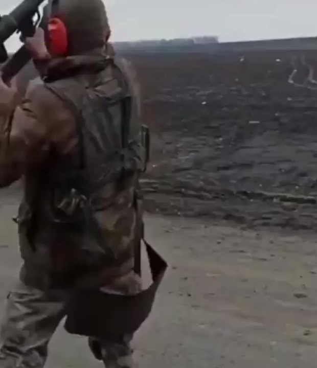 Meet The Soldier. - Meme subido por Tupan_Zagorda. :) Memedroid