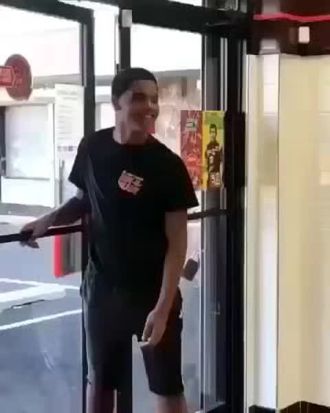 It's hot and it's ready - Meme by Knot_daddy :) Memedroid