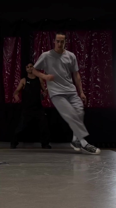 Break dance - Meme subido por Kaleno87 :) Memedroid