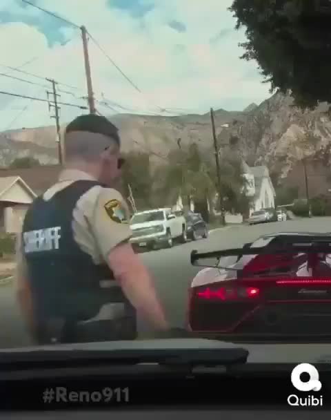 Hold my door, sheriff! - Meme subido por H00man :) Memedroid