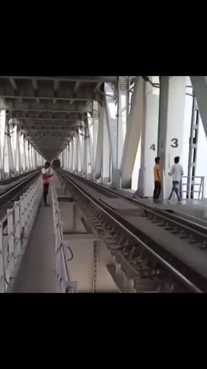 El siguiente video será de caídas graciosas - Meme subido por Gustado ...