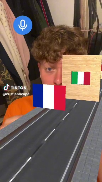 Alania saludando - Meme subido por hega343 :) Memedroid