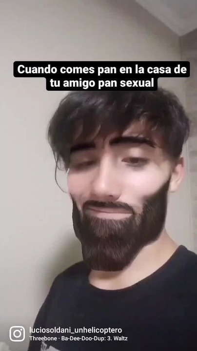 Mmmm porque el pan sabe raro - Meme subido por Luciosoldani_unavion ...