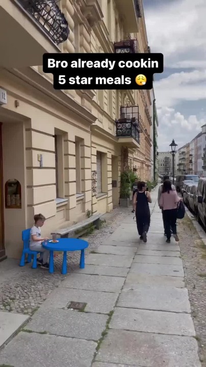 Pretty cool transition - Meme by xRockinZombiex :) Memedroid