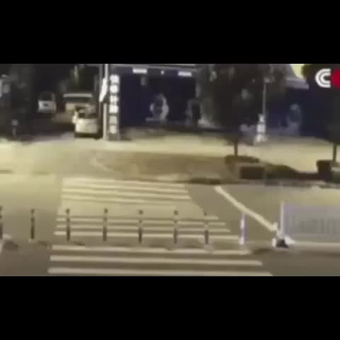 Cayó a camara lenta - Meme by Scarpas :) Memedroid