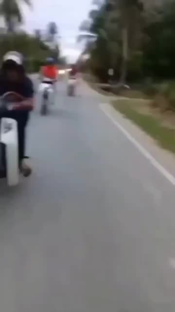 rompiendo malo - Meme subido por Beto_Bullicio :) Memedroid