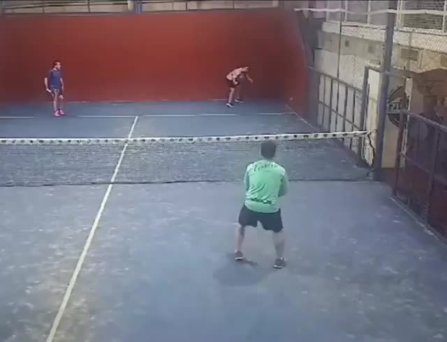 Hora del pádel - Meme subido por MMD_Fun_Agent_ES :) Memedroid