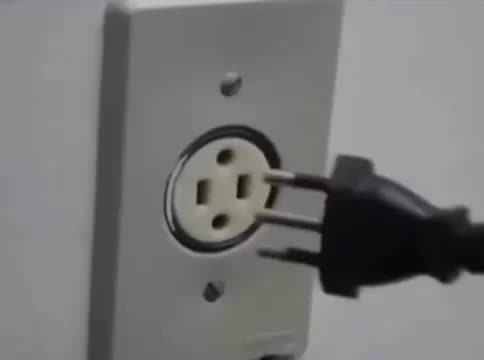 Love, electricity, shockwave Central, power on the motherboard yes ...