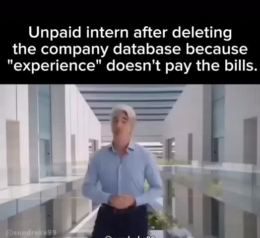 Experience doesn't pay the bills - Meme subido por mafiadax :) Memedroid