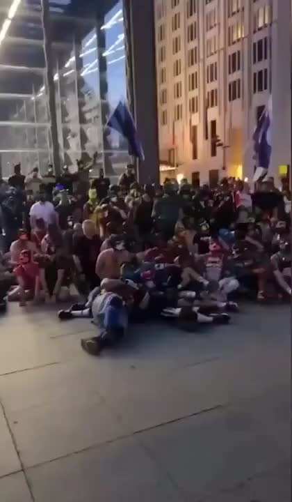 Hundreds of people who identify as dogs gather in city center: ‘Call ...