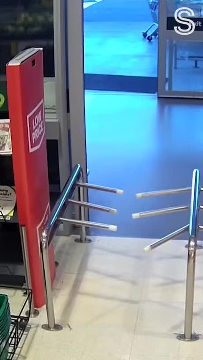 Low thief level - Meme by motti111 :) Memedroid