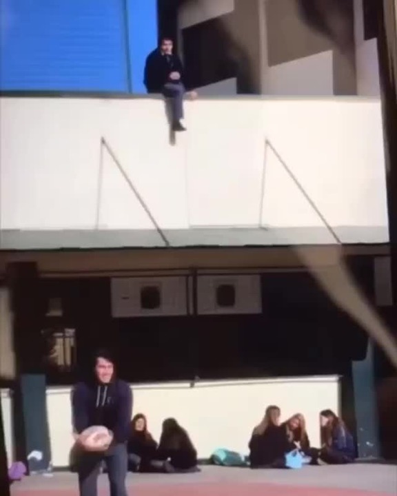 Dolió - Meme subido por Lt.David :) Memedroid