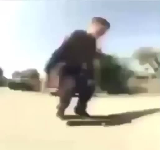 Así se hace un kickflip - Meme subido por NooloRES :) Memedroid
