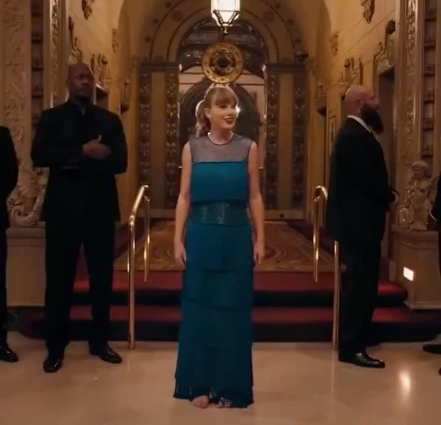 what is she good at? no guys seriously, tell me one undeniable talent ...