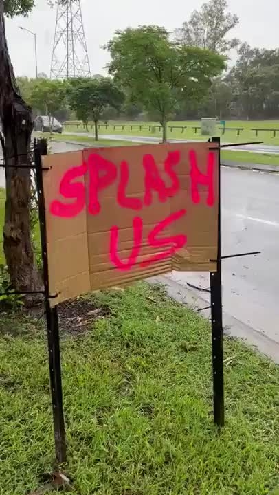 Splash us - Meme by Pedrinho33 :) Memedroid